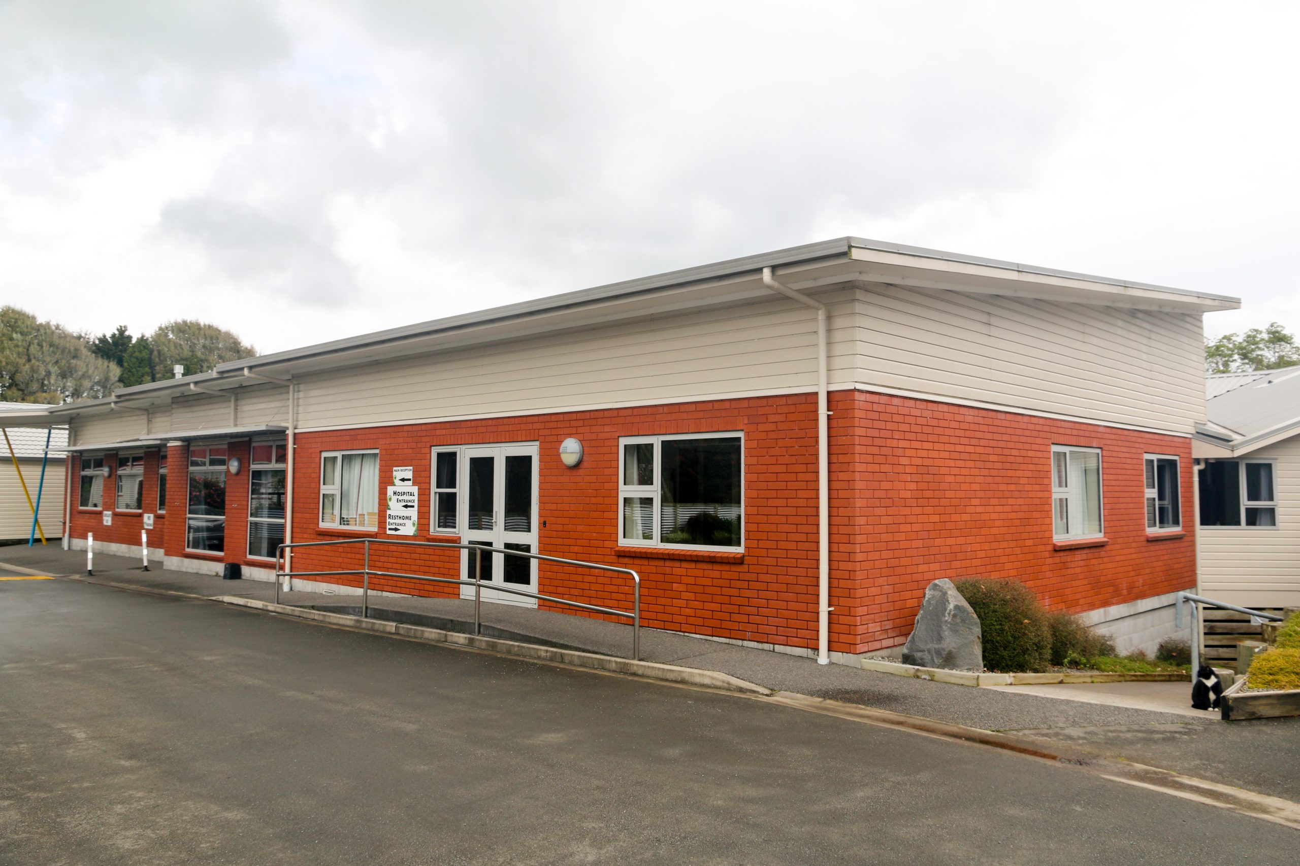 Maryann Resthome - Livingstone Building | Construction | Hamilton