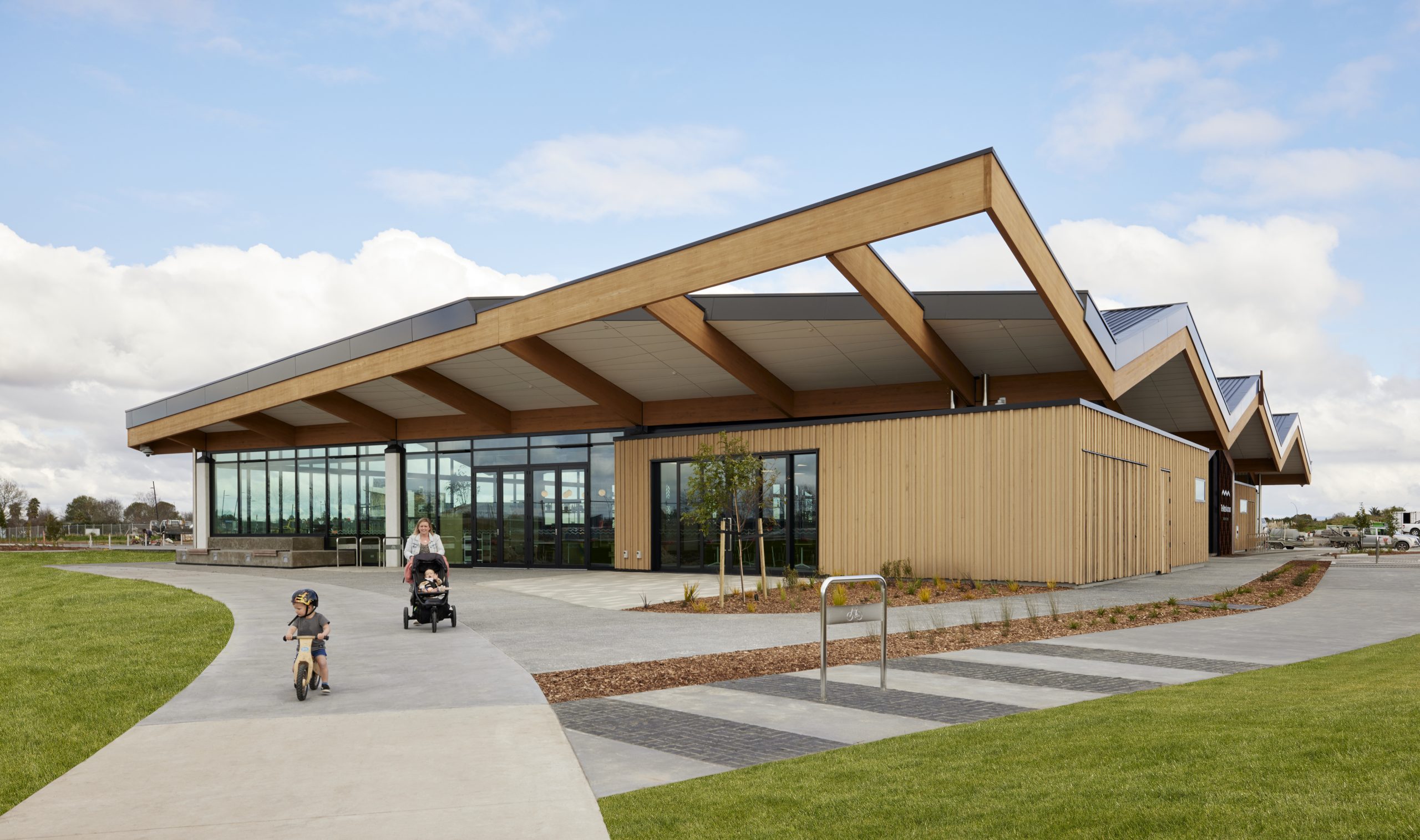 Te Kete Aronui - Rototuna Library - Livingstone Building | Construction ...